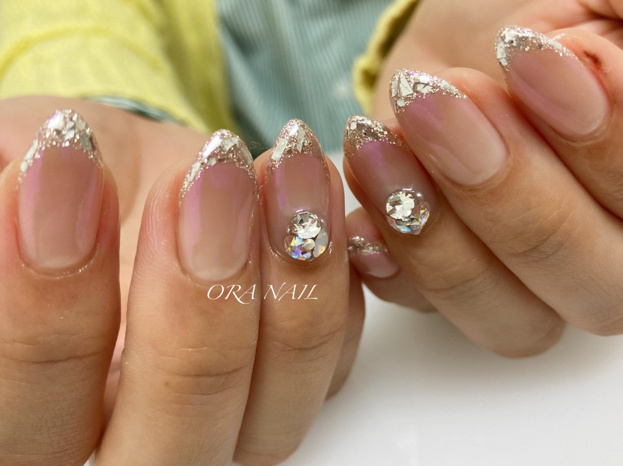 オールシーズン/ハンド/オーロラ/キラキラ/ミディアム - ORA NAILのネイルデザイン[No.7719480]｜ネイルブック