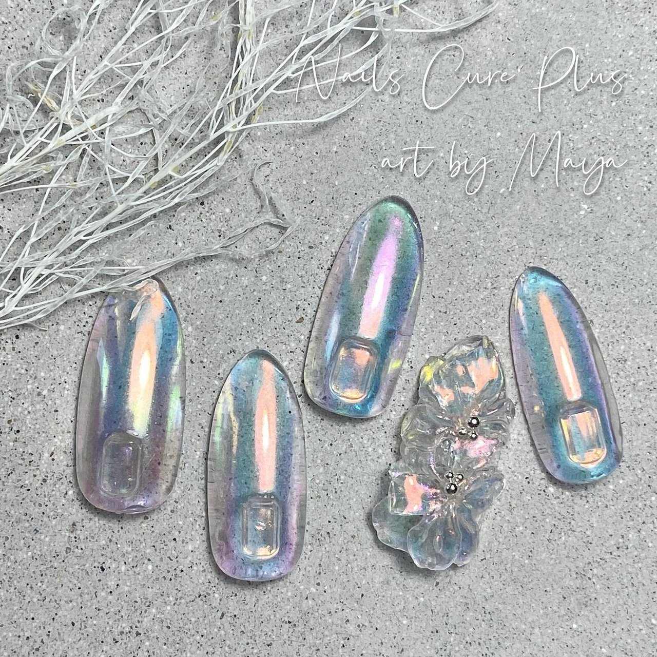 春/夏/ハンド/オーロラ/クリア - NailsCurePlus 三宅麻弥のネイルデザイン[No.8010701]｜ネイルブック