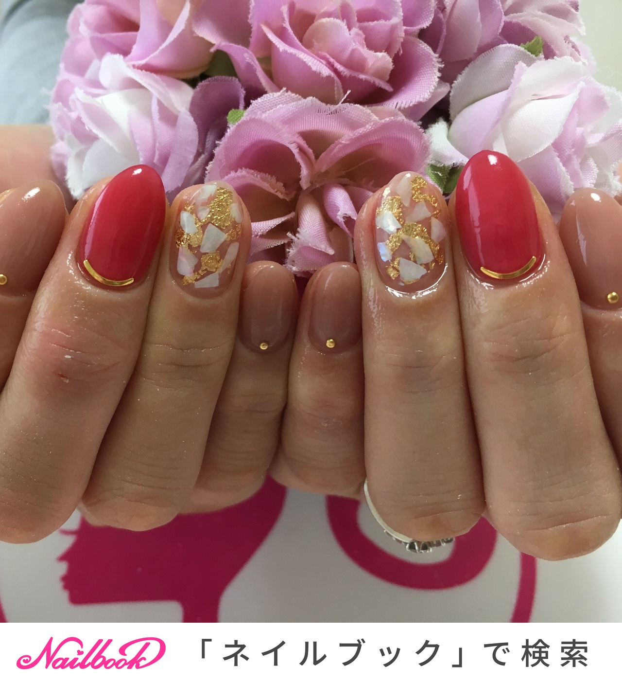 オールシーズン/ハンド/ミディアム/レッド/グレージュ - chouchounail_akariのネイルデザイン[No.2628662]｜ネイルブック