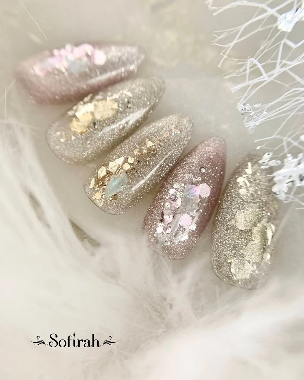 手が綺麗に見えるネイル/オールシーズン/ラメ/ワンカラー/マグネット - Sofirah(ソフィラ)公式のネイルデザイン[No.9451608]｜ネイルブック