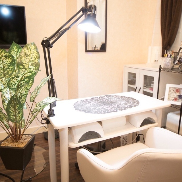 fam nail【ファム ネイル】｜北巽のネイルサロン｜ネイルブック